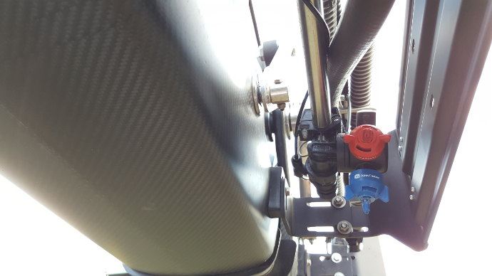 John Deere R4050i, des rampes en carbone