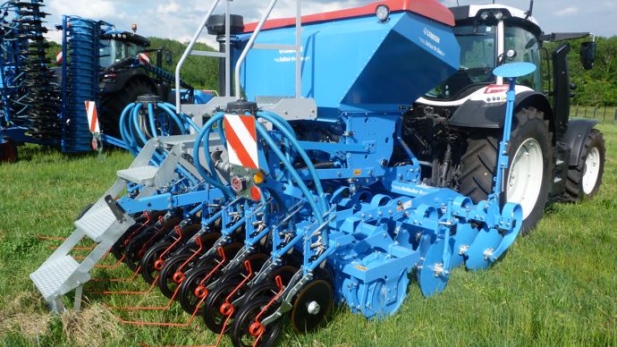 Lemken Solitair 9+ en double distribution pour cultures associées