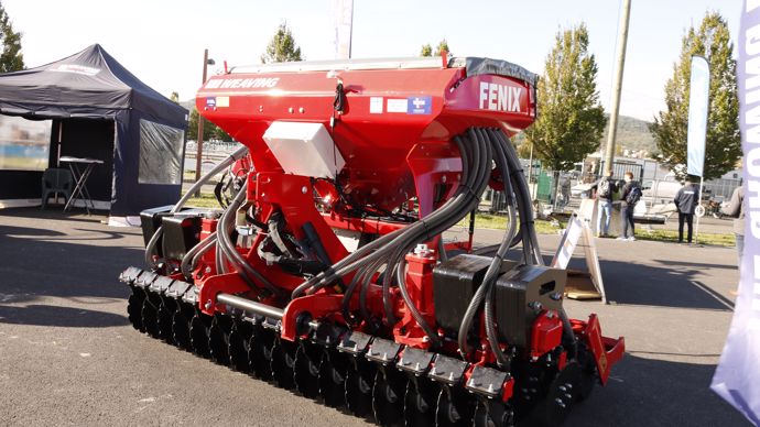 Les disques Weaving s'inclinent pour le sursemis