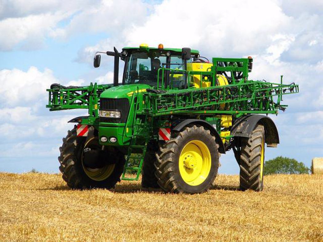 Automoteur de pulvérisation John Deere R4040i d'occasion