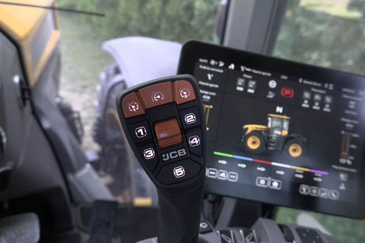 Essai tracteur JCB Fastrac iCon 4220 : le point technique