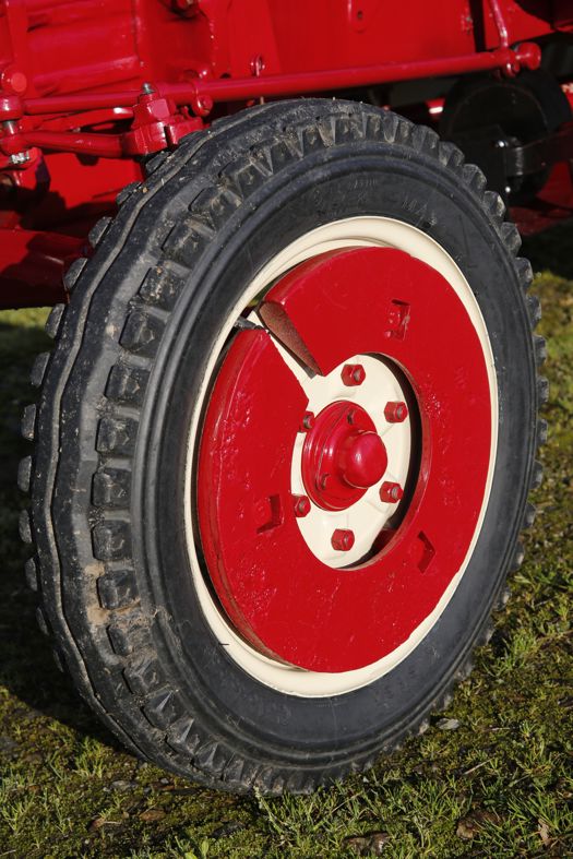 Le McCormick D-219 a été fabriqué dans l'usine allemande de Neuss.