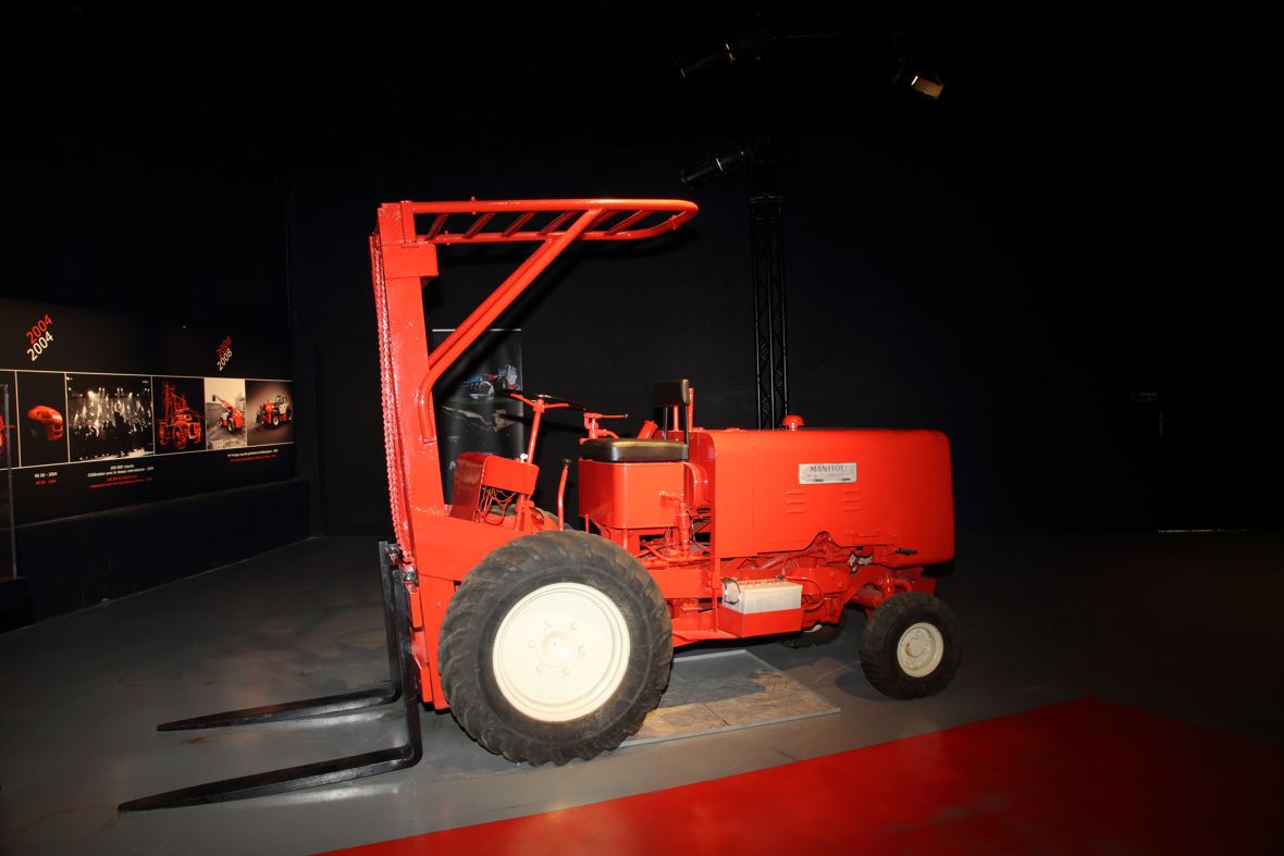 La marque Manitou a été déposée en 1962 par la famille Braud.