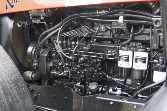 Massey Ferguson 8280 Xtra : une légende de traction