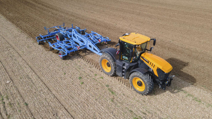 JCB Fastrac 8330 iCon : mise à jour réussie