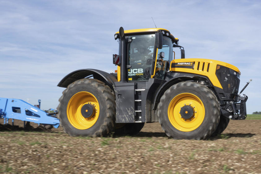 JCB Fastrac 8330 iCon : mise à jour réussie