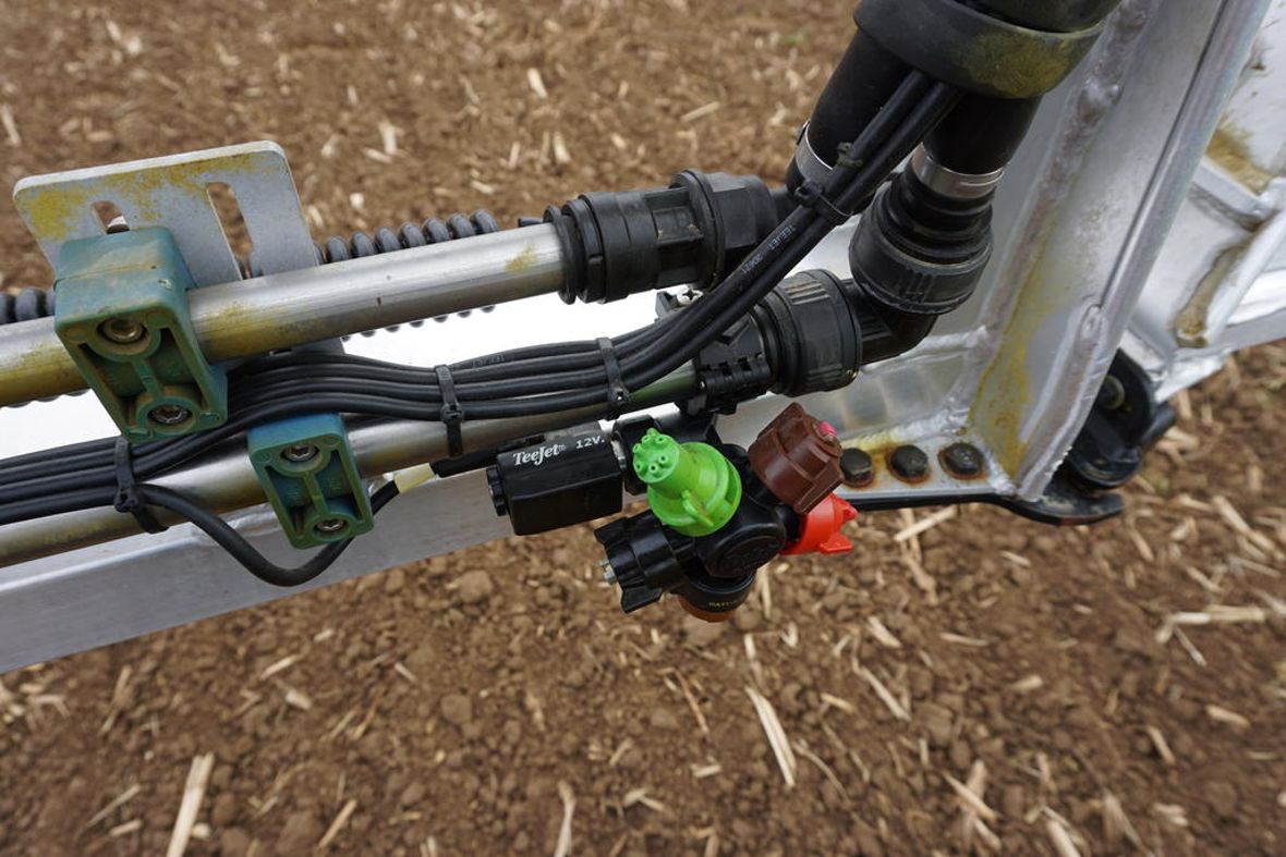 Artec F40 Evo : une pulvérisation de précision avec la rampe frontale