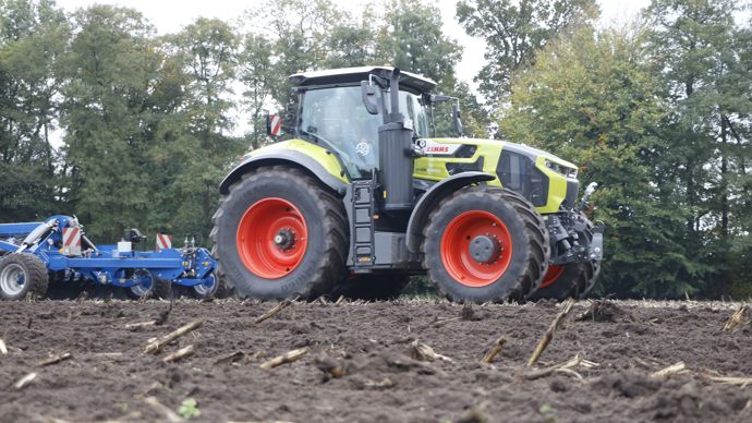 Claas Axion 9 : changement de décor
