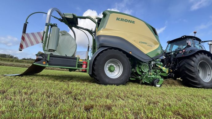 Krone : Un combiné presse-enrubannesue en version HDP